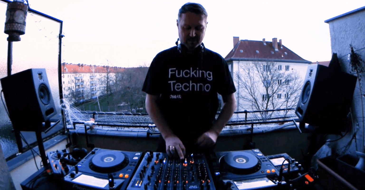 Berghaintrainer - Kommst du rein? - Technocity.Berlin